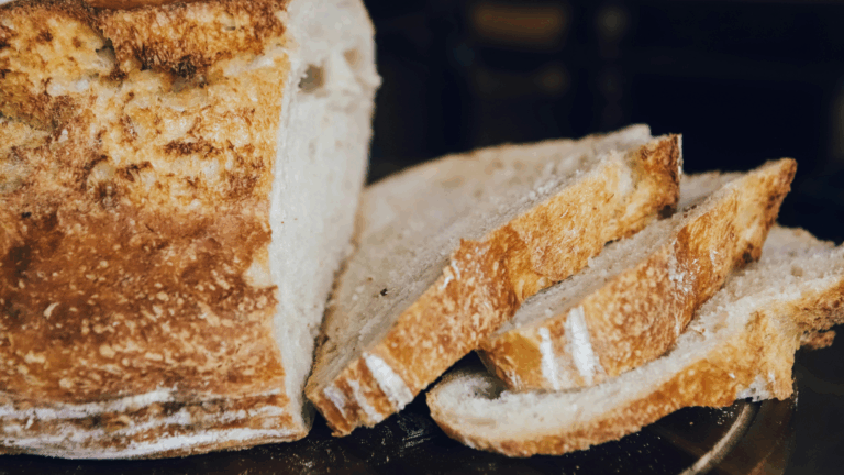 Brood ontdooien op het aanrecht: dit zeggen voedingsdeskundigen