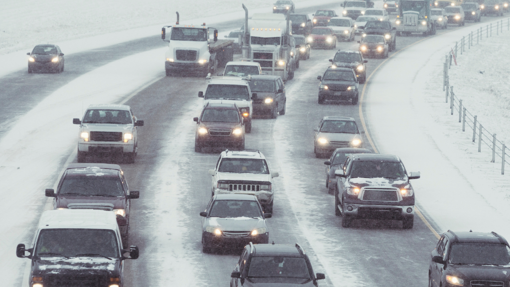 KNMI komt met nieuwe waarschuwing voor gladheid: deze provincies lopen ...