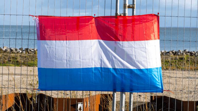 Rechter beslist over asielopvang in Loosdrecht: waarom omwonenden geen ...