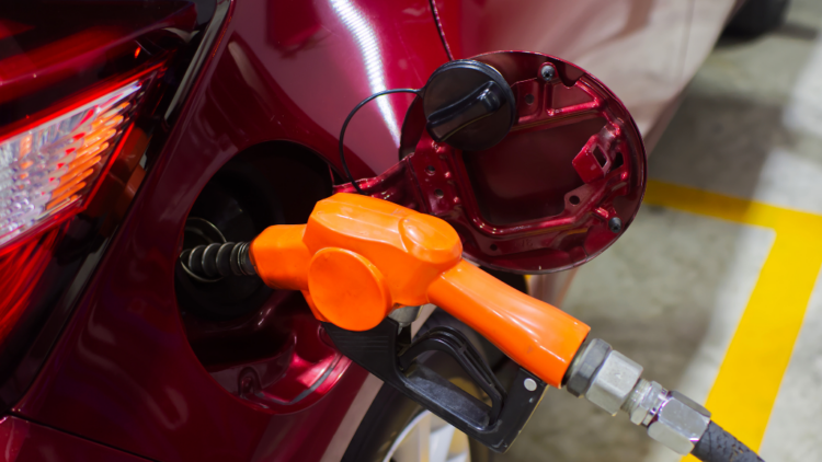 Benzineprijs in Nederland stijgt naar recordhoogte: dit is de oorzaak ...